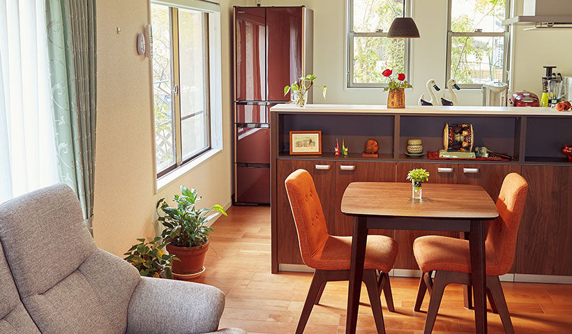 キッチン・ダイニング・リビング | 額装した絵のような風景を楽しんで 四季折々、快適に暮らせる家 | リフォーム事例1000! | Panasonic